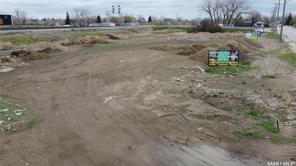 925 South Railway Street E, Swift Current Home For Sale $60,000