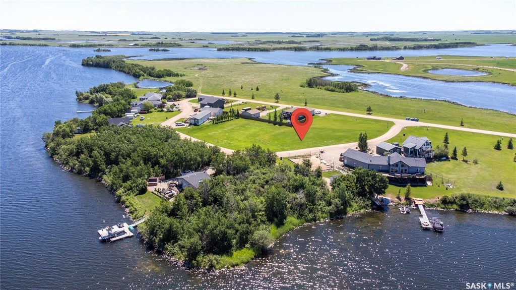 10 Humboldt Lake Cres, Humboldt Rm No. 370 Home For Sale $47,500