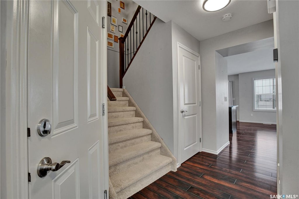 #301 - 615 Lynd Cres, Saskatoon Home For Sale $374,900