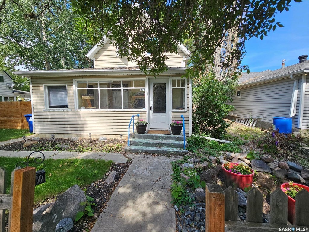 273 4th Avenue E, Unity Home For Sale $92,000