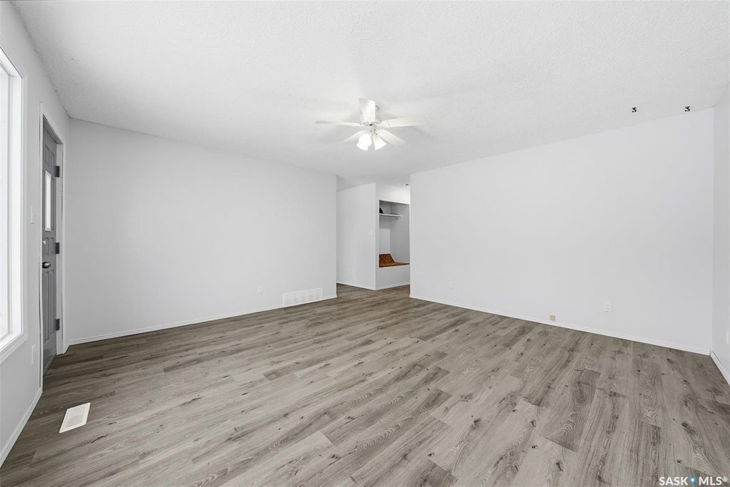 803 Carr Place, Prince Albert Home For Sale $219,900