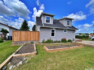 206 1st Street, Wawota Property Listing: MLS® #SK026279