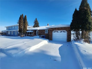 1032 Main Street, Melville Property Listing: MLS® #SK026622
