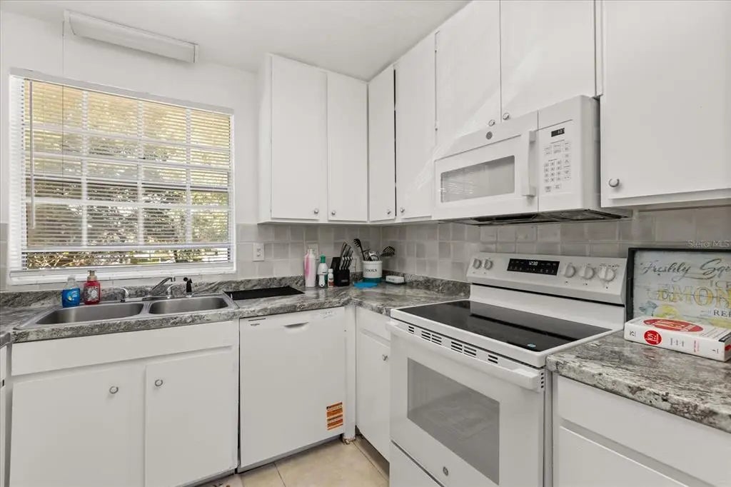 508 Banyon Tree Circle 202, MAITLAND Property Listing: MLS® #O6372568