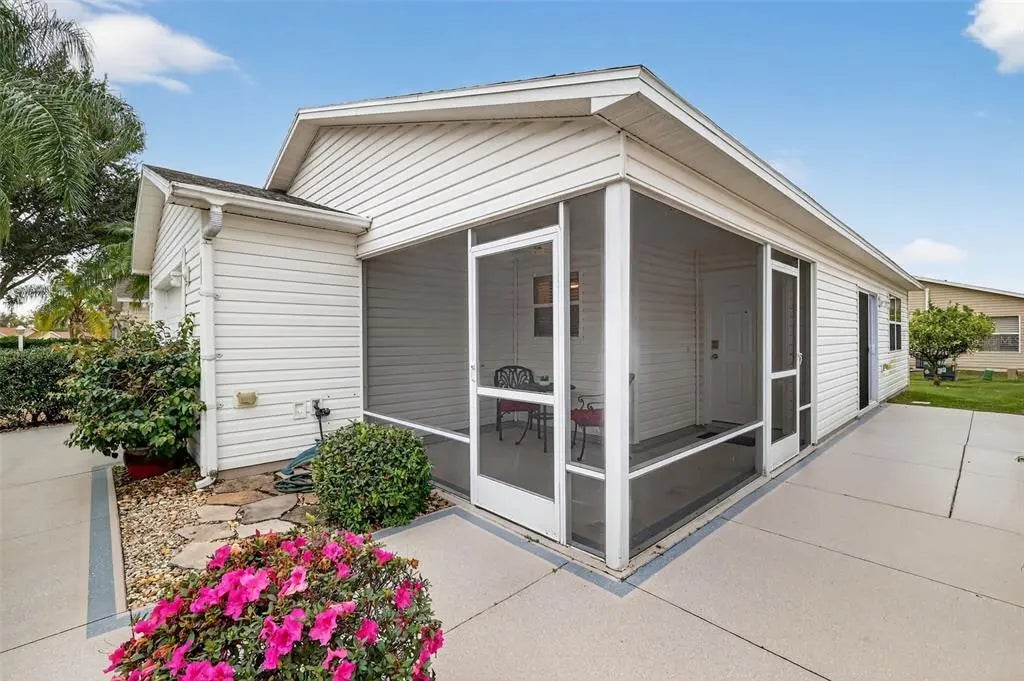 420 Canterbury Court, THE VILLAGES Property Listing: MLS® #G5104296