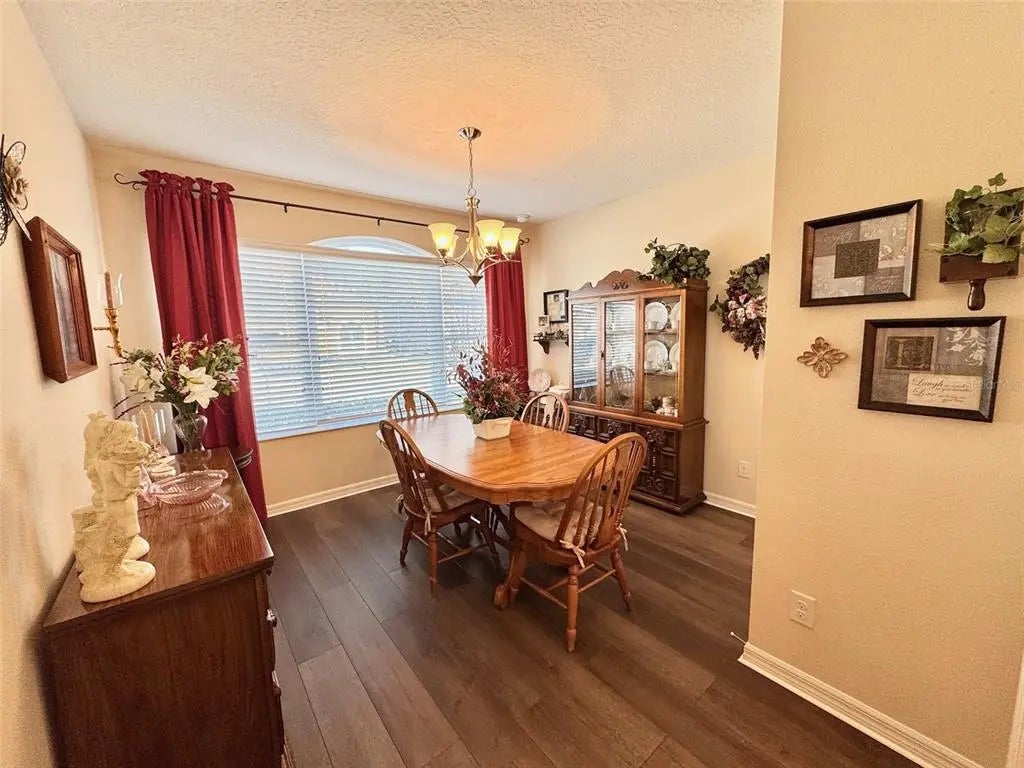 518 Cadiz Loop, DAVENPORT Property Listing: MLS® #S5141431