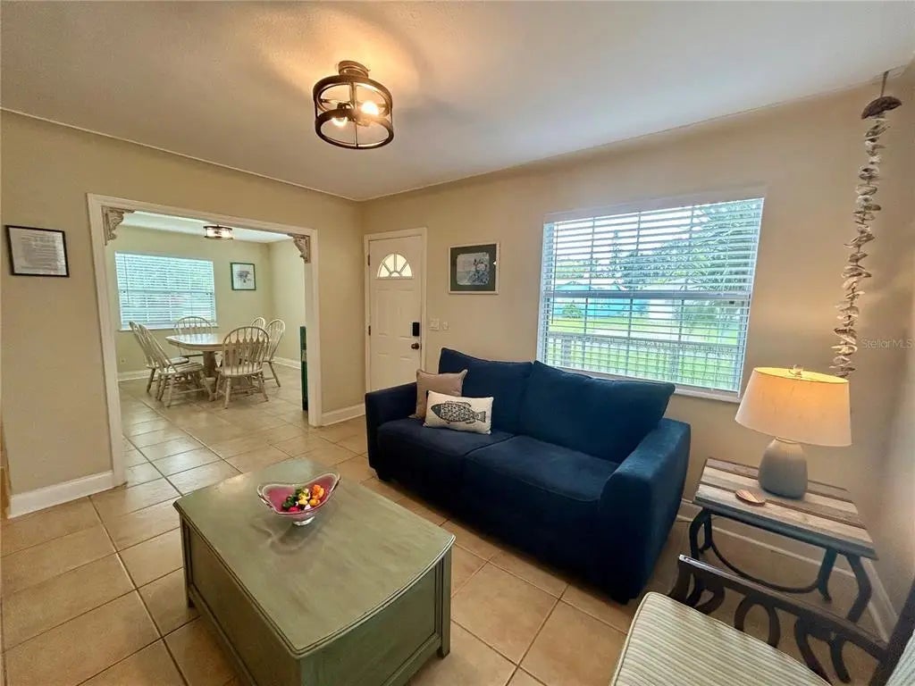 5618 20th Avenue S, GULFPORT Property Listing: MLS® #TB8459148