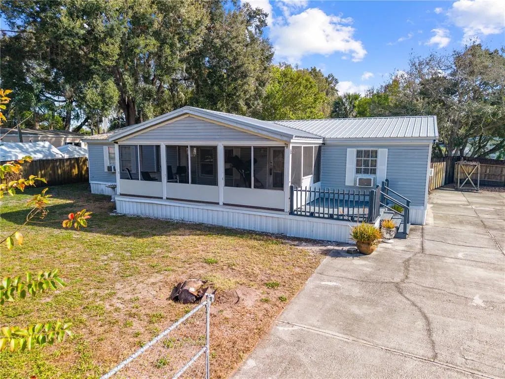 2639 Liberty Boulevard, KISSIMMEE Property Listing: MLS® #O6373100