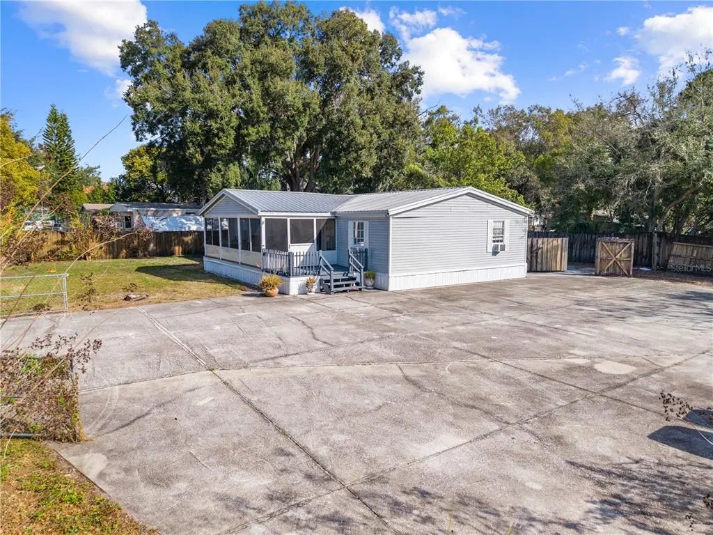 2639 Liberty Boulevard, KISSIMMEE Property Listing: MLS® #O6373100