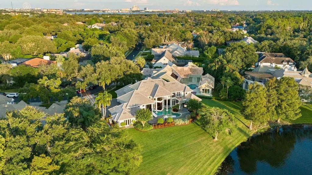 9138 Great Heron Cir, ORLANDO CYPRESS POINT PH 03. MLS# O6315245