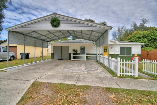 7233 Thomas Jefferson Cir W, BARTOW LAKE GARFIELD ESTATES. MLS# L4958185