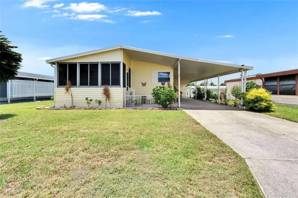 1811 Sherwood Hill Dr, LAKELAND, FL 33810 | MLS® #L4958630 | Mike ...