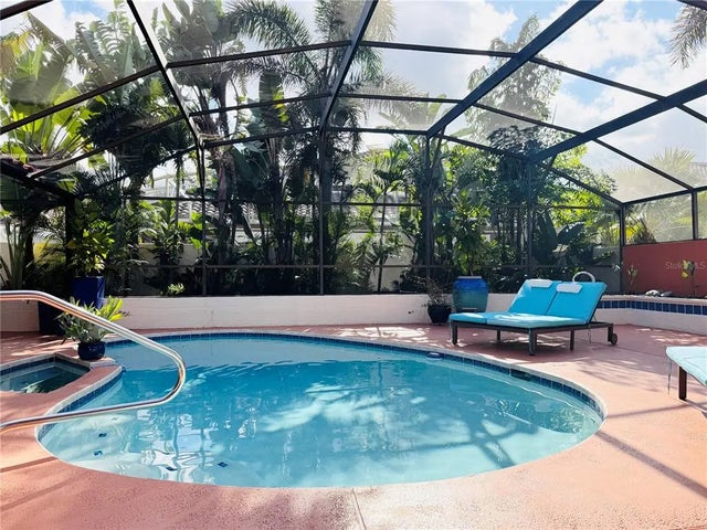 8214 Rolla Ct, ORLANDO GRANADA VILLAS PH 04. MLS# O6370750