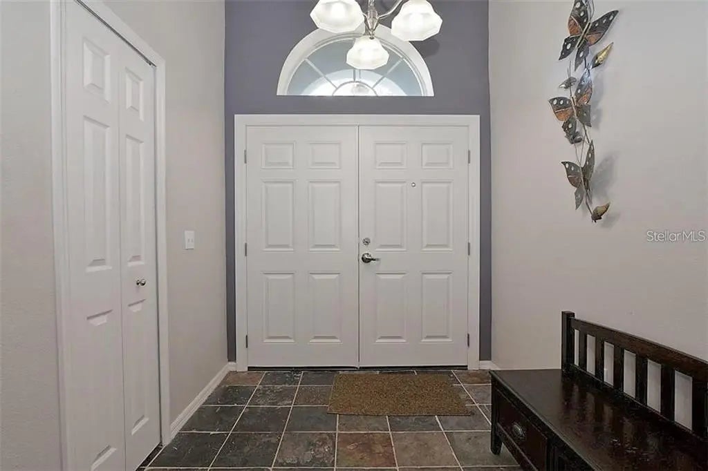 1086 Welch Hill Circle, APOPKA, FL 32712-2781 | MLS® #O6337931 | Mike ...