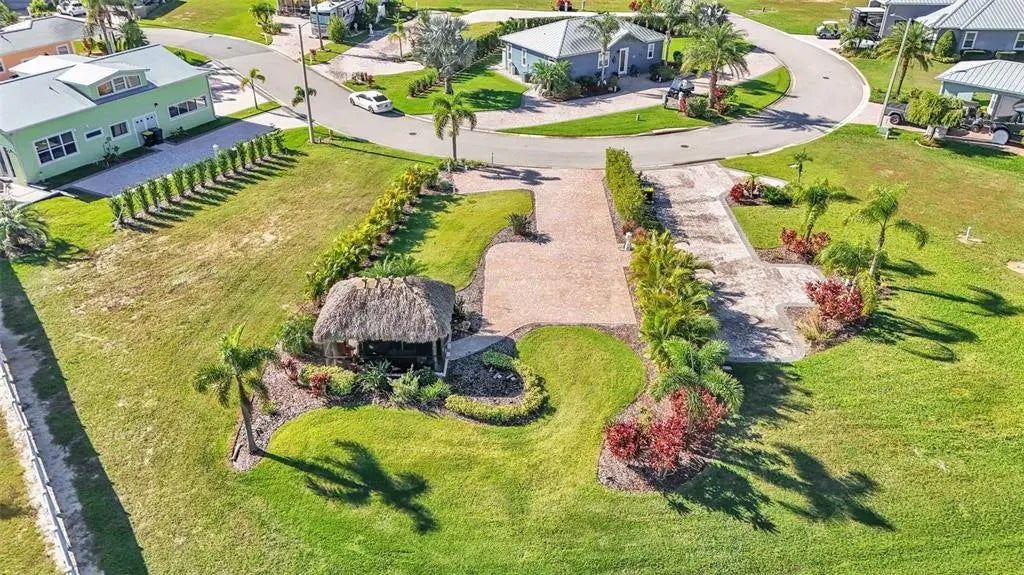 2907 Wood Duck Dr, POLK CITY BAY LAKE RESIDENCE. MLS# L4958275