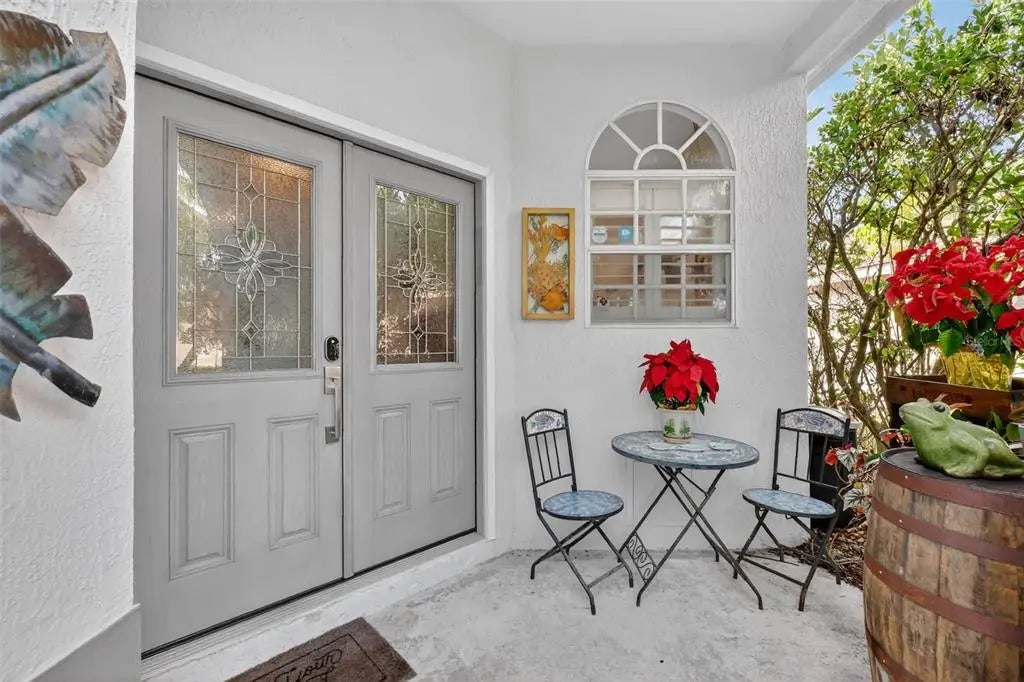 288 Wescliff Dr, OCOEE FAIRFAX VILLAGE. MLS# G5105958