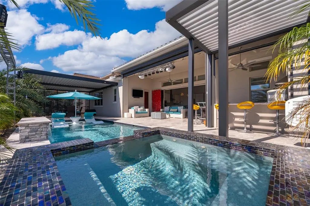 13131 Alderley Dr, ORLANDO EAGLE CRK PH 1C-3 VILLAGE H. MLS# O6365192