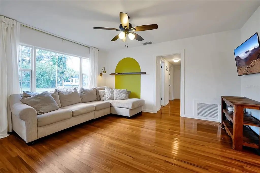 1308 W Princeton St, ORLANDO COLLEGE PARK THIRD ADD. MLS# O6368616