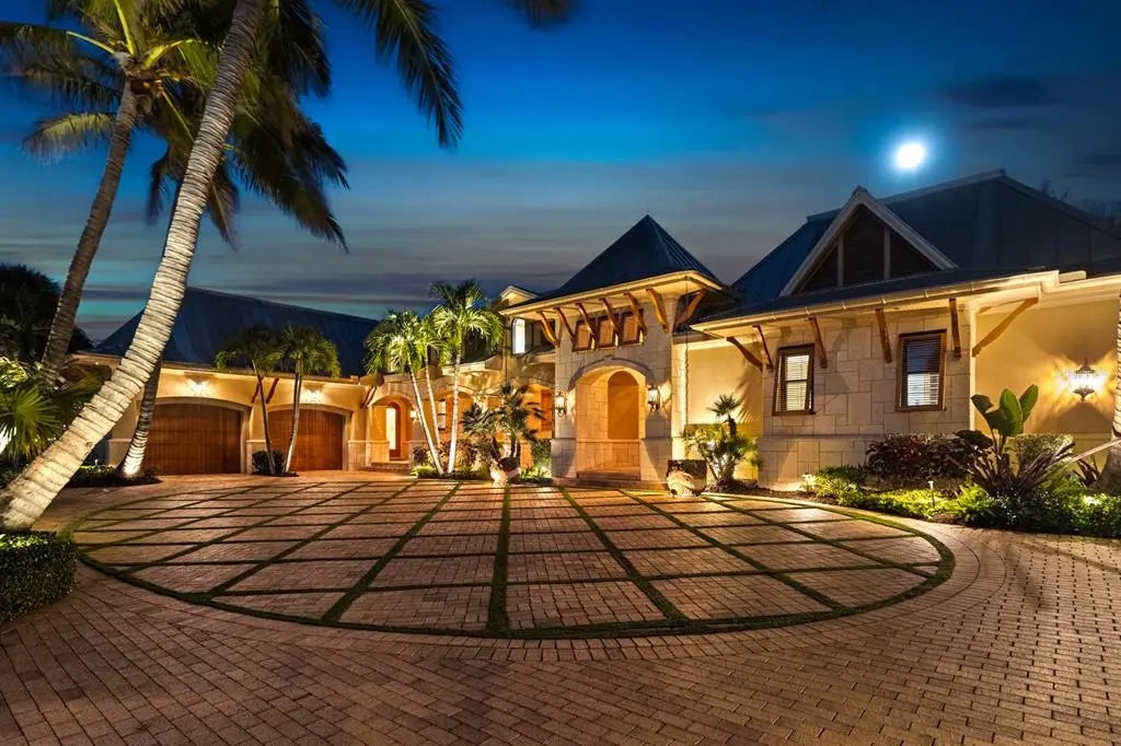 1000 E Railroad Avenue, BOCA GRANDE, FL 33921 | MLS® #D6145234 | Mike ...