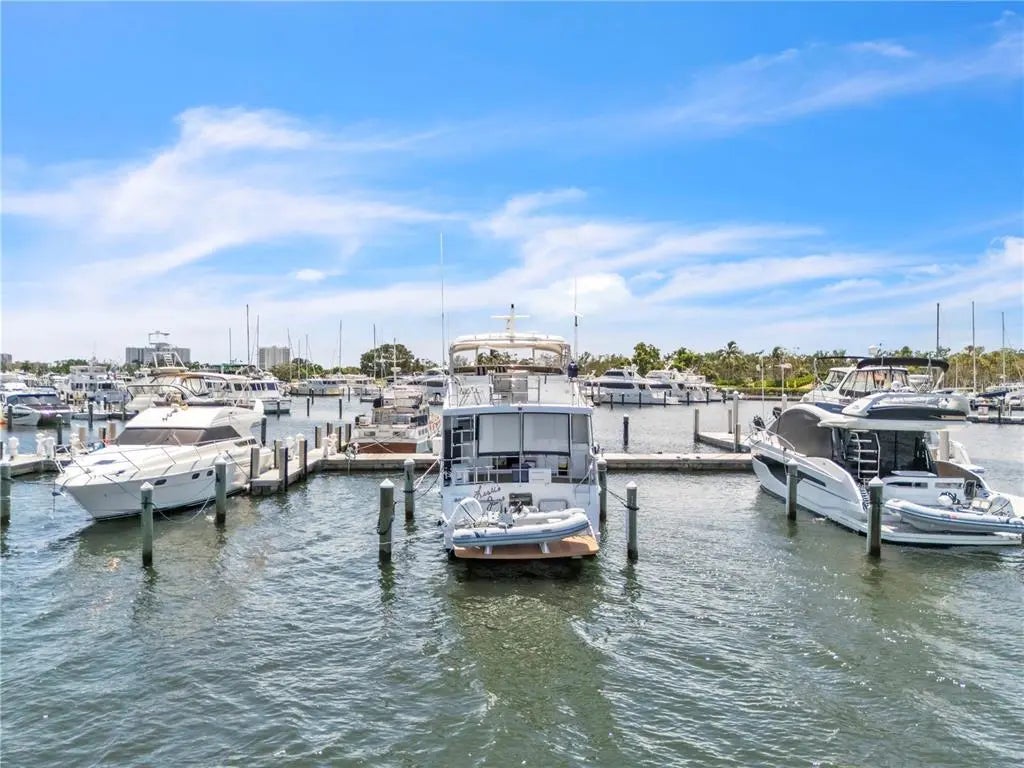 2600 Harbourside Drive R9, LONGBOAT KEY, FL 34228-4115 | MLS® #A4661661 ...
