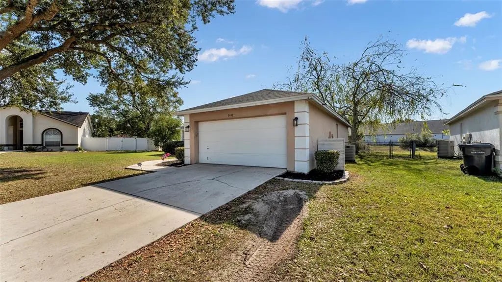 7406 Briarbay Loop, LAKELAND Property Listing: MLS® #L4958451