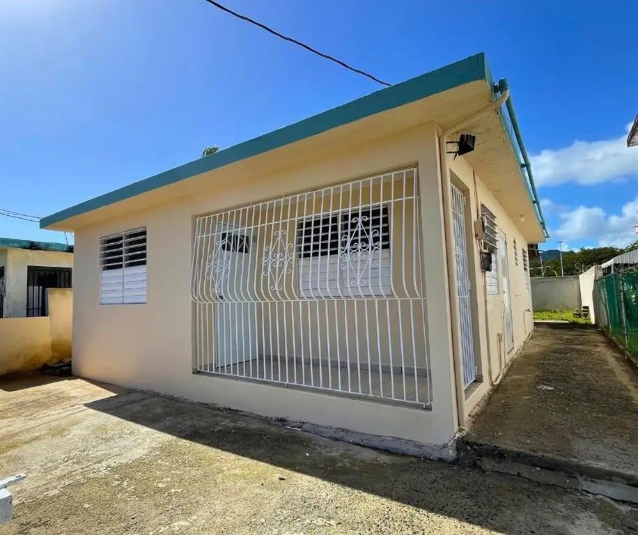Calle 3 E2 Urb Villa Flores, CEIBA, PR 00735 | MLS® #PR9118917 | Mike ...