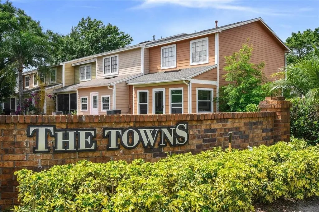 2025 Waterleaf Street, ORLANDO, FL 32837-6756 | MLS® #O6336257 | Mike ...