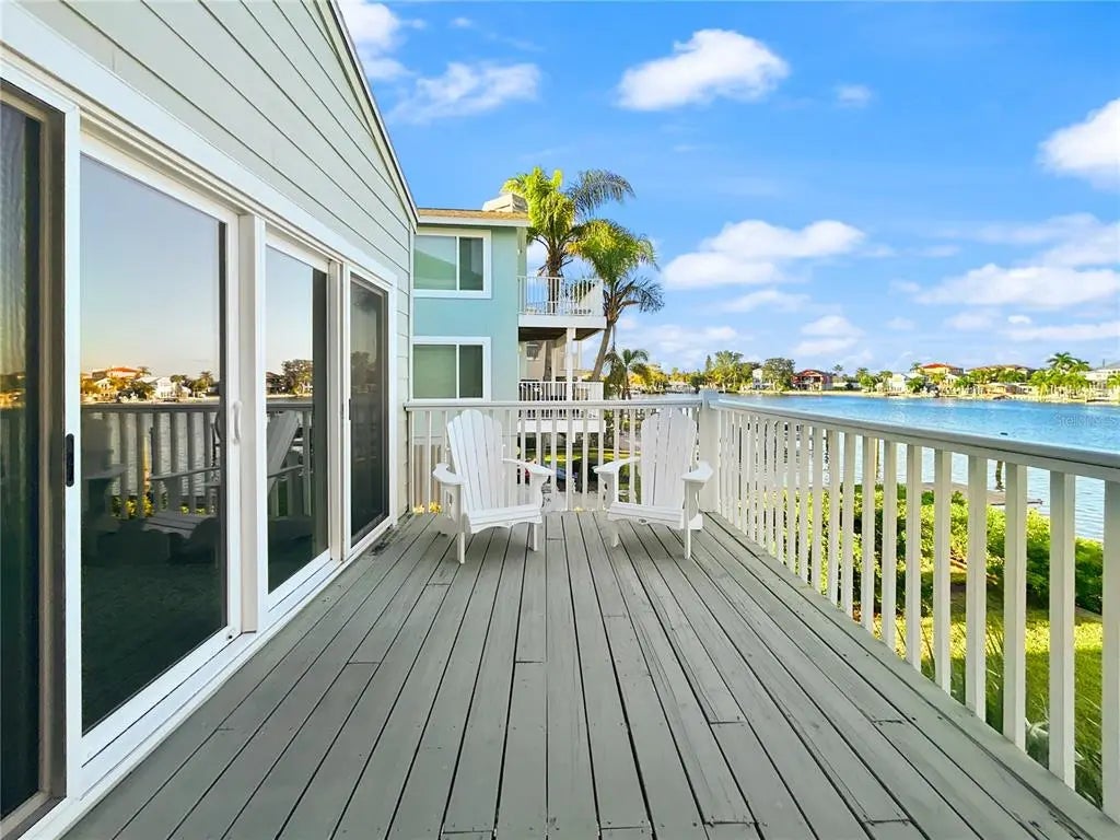 2505 Bay Boulevard 1, INDIAN ROCKS BEACH Property Listing: MLS® #TB8449489