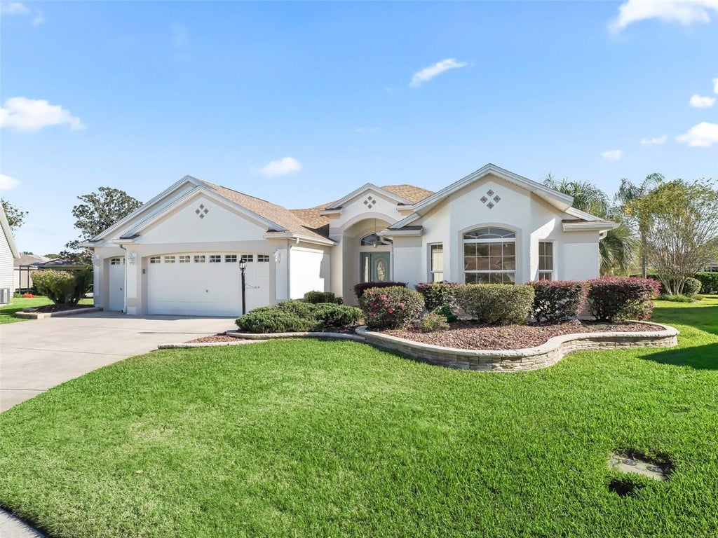 1700 Oak Forest Drive, THE VILLAGES Property Listing: MLS® #G5089870