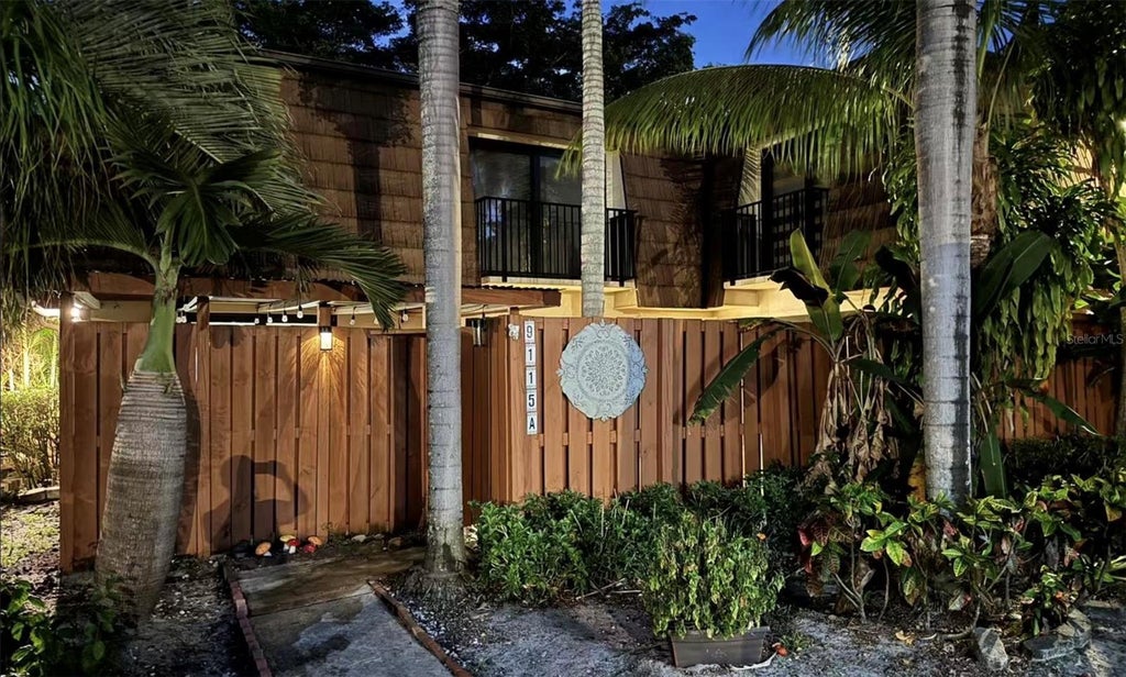 9115a Sw 20th Court A, DAVIE Property Listing: MLS® #J985831