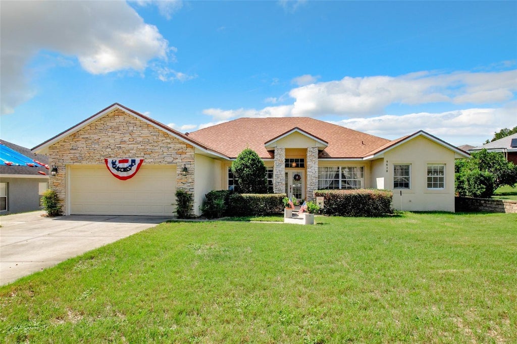 9618 Spring Lake Drive, CLERMONT Property Listing: MLS® #O6220320