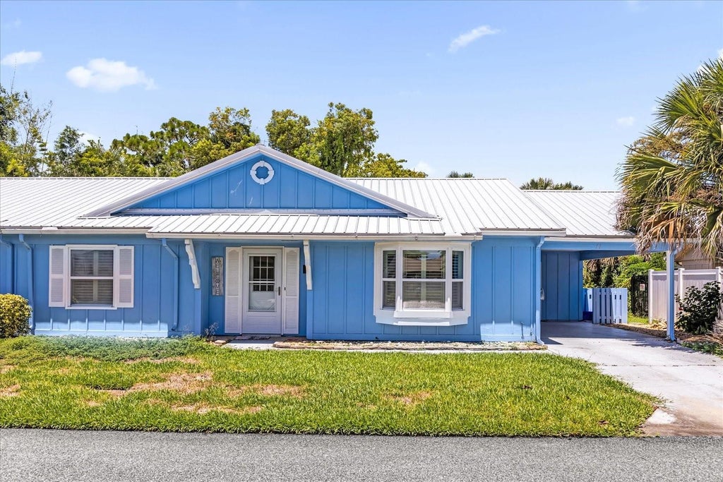 11 Sandra Circle, NEW SMYRNA BEACH Property Listing: MLS® #O6334641