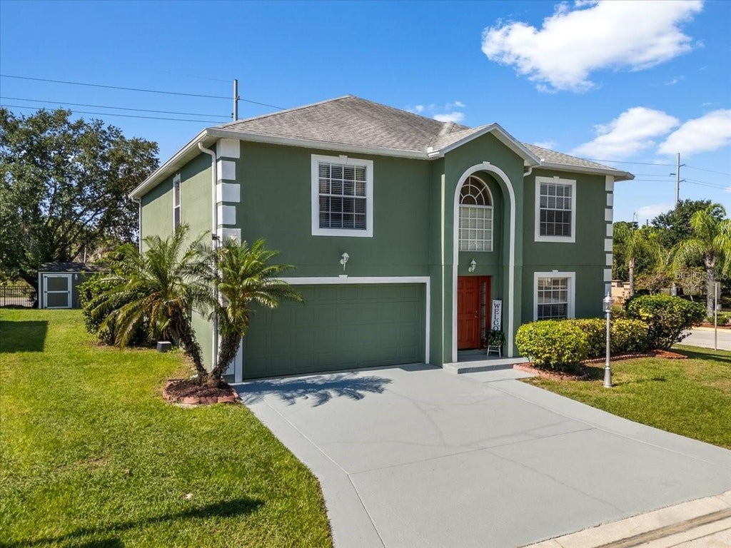 1800 Emily Drive, WINTER HAVEN Property Listing: MLS® #P4934879