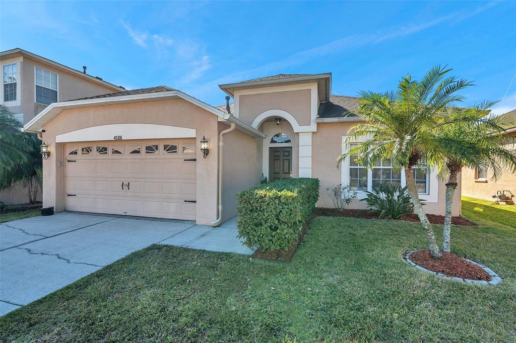 4506 Mapletree Loop, WESLEY CHAPEL Property Listing: MLS® #TB8342818