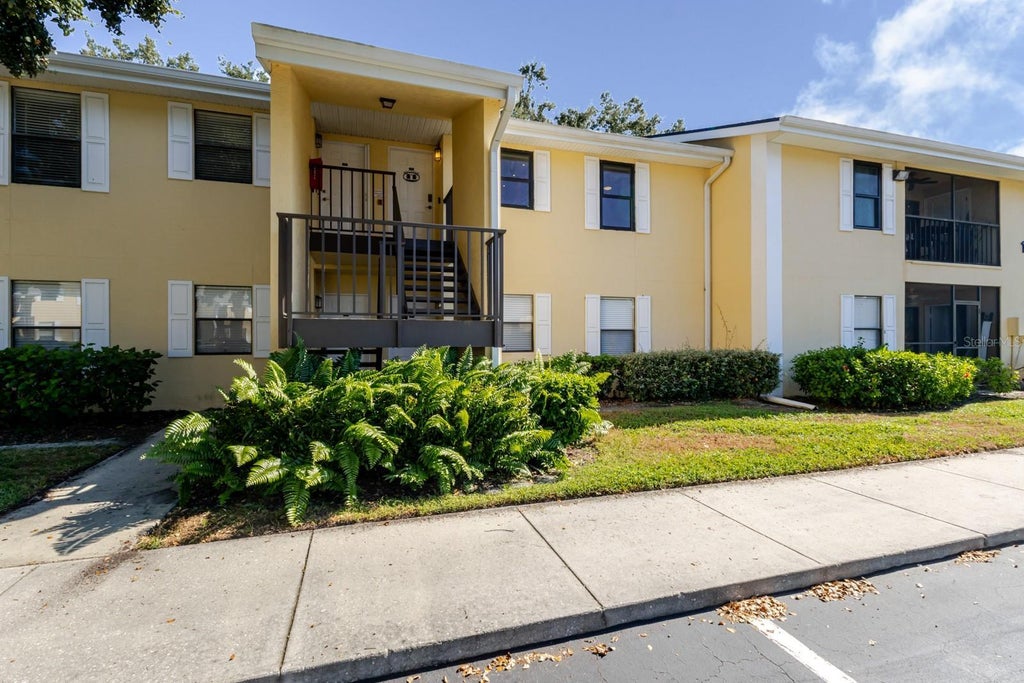 3001 58th Avenue S 108, ST PETERSBURG Property Listing: MLS® #TB8438748