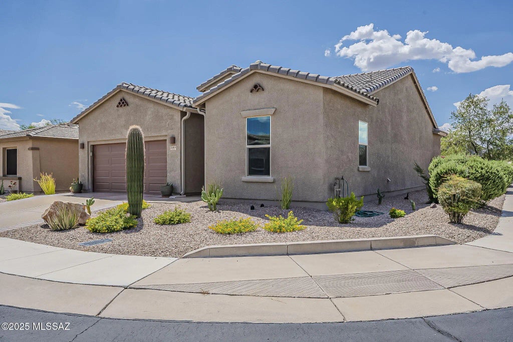 5464 S Guthrie Peak Drive, Green Valley Property Listing: MLS® #22523321