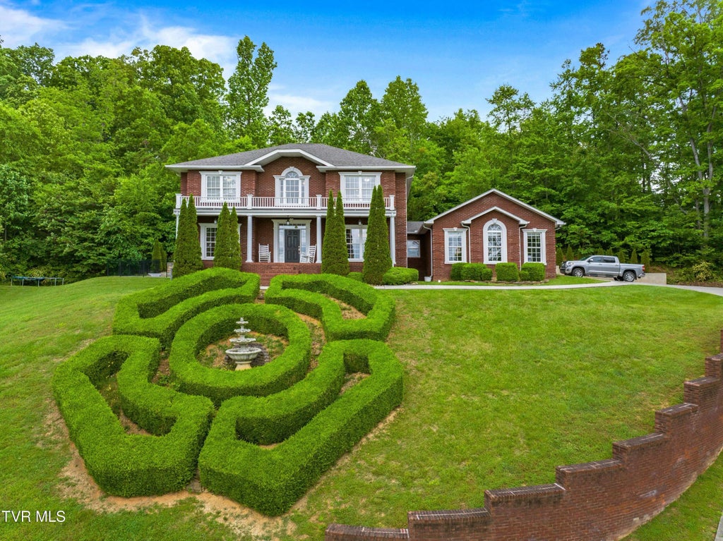 BooneRealEstate.com | 512 Shea Court, Morristown Property Listing: MLS ...