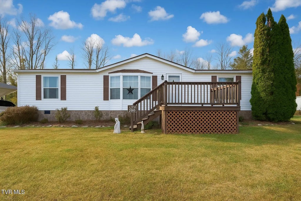 421 Haw Ridge Road, Piney Flats Property Listing: MLS® #9988391