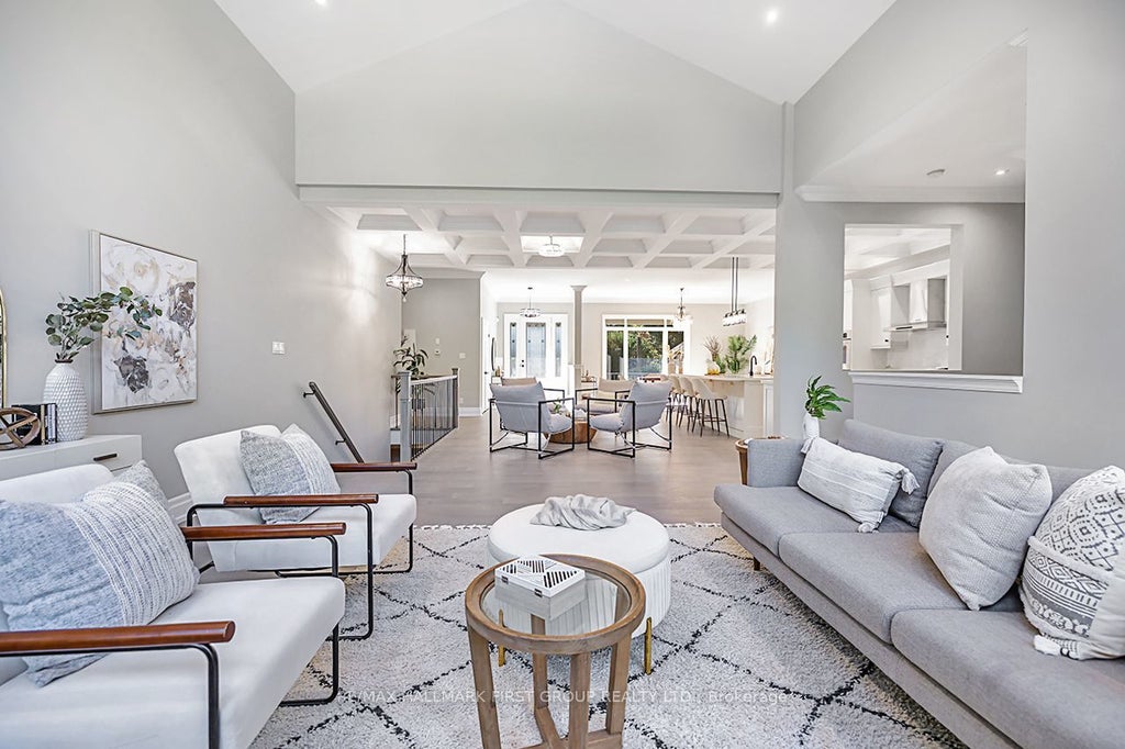 15 Shepherd Road, Whitby Property Listing: MLS® #E12616700