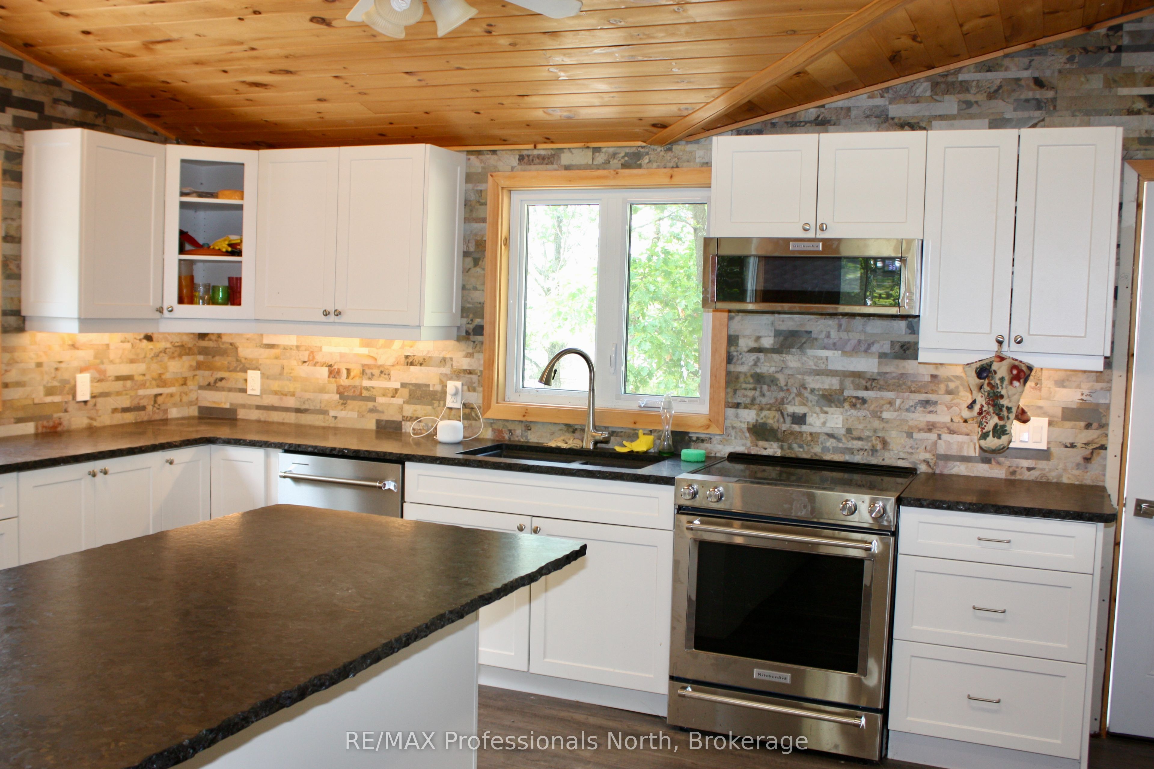 385 Island 38 N/a - Home for Sale | London Ontario Real Estate