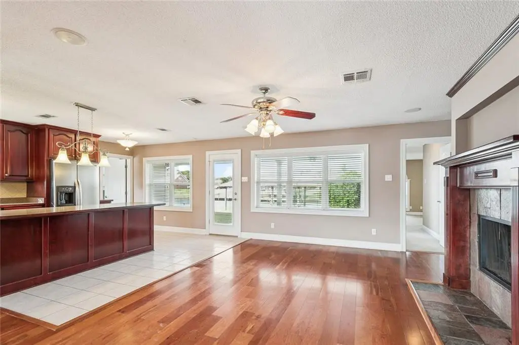 176 Pebble Beach Dr , Slidell Property Listing: MLS® #2536013