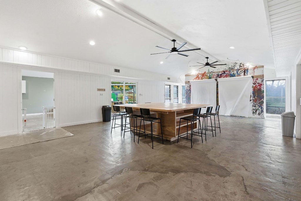 13617 Fitzhugh Rd, Austin Property Listing: MLS® #9803417