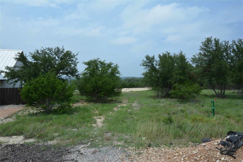 105 N Jerry Gray, Blanco Property Listing: MLS® #8950259