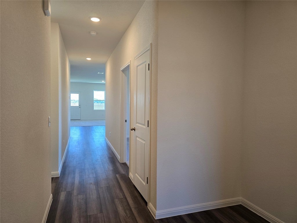 202 Fox Haven Road, Hutto TX Real Estate Listing - MLS® # 4979778