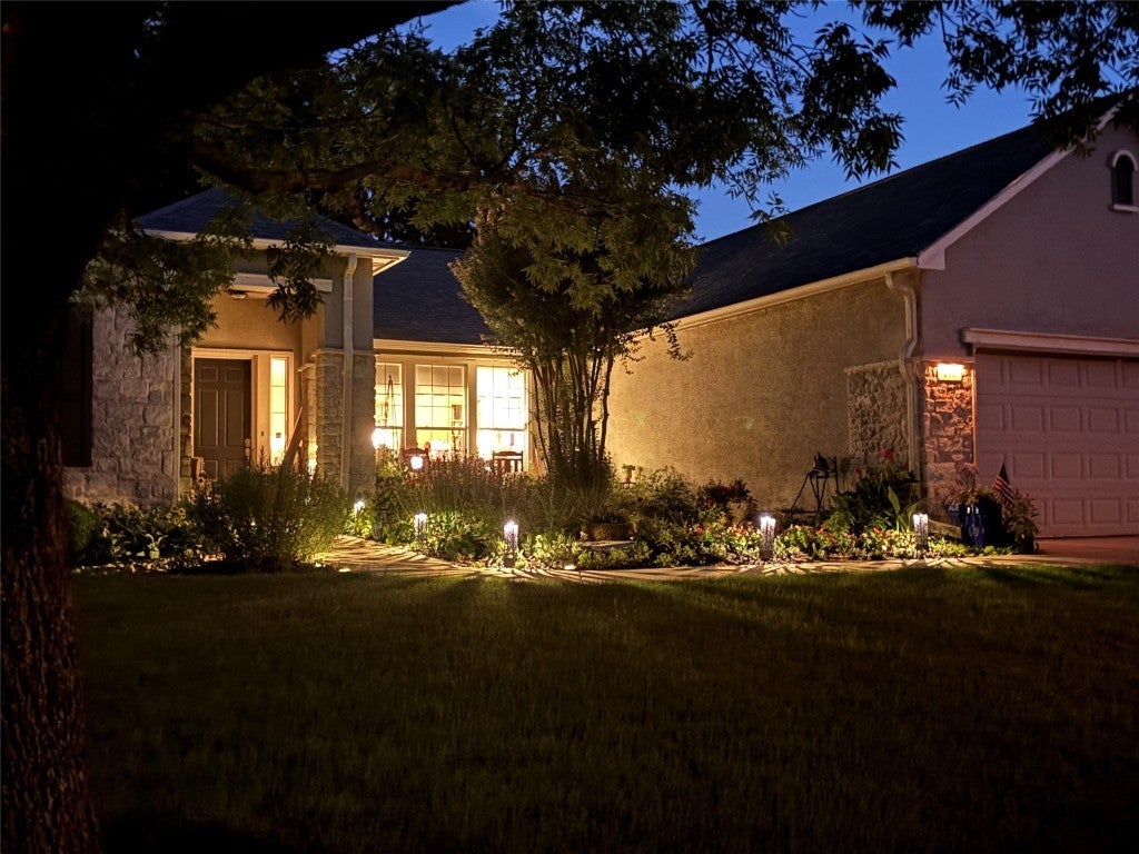 235 Red Poppy Trail, Georgetown TX Real Estate Listing - MLS® # 1647217
