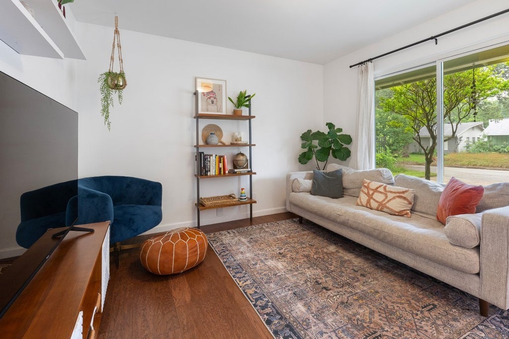 5210 Waterbrook Dr, Austin Property Listing: MLS® #1350564