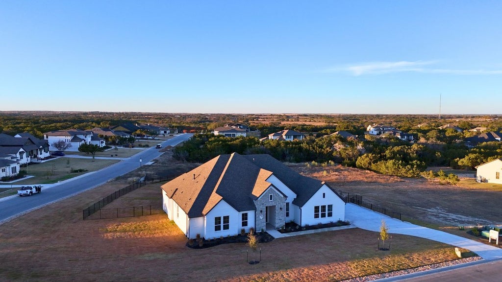 204 Rusty Colt, Liberty Hill Property Listing: MLS® #1640402