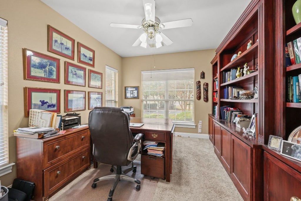 205 The Hills Dr 12, The Hills Property Listing: MLS® #1039528