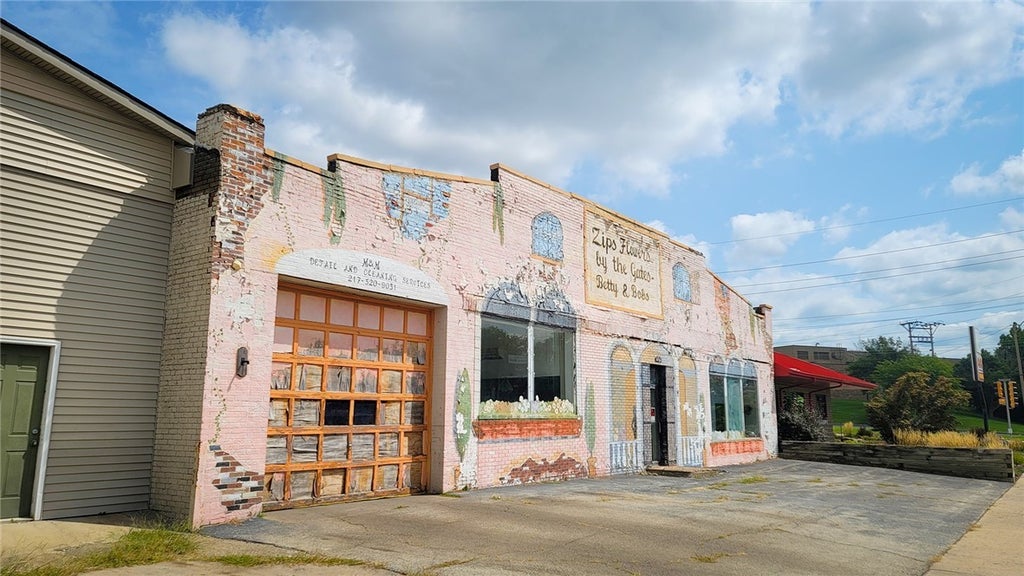 518 Prairie Avenue, Decatur Property Listing: MLS® #6245381