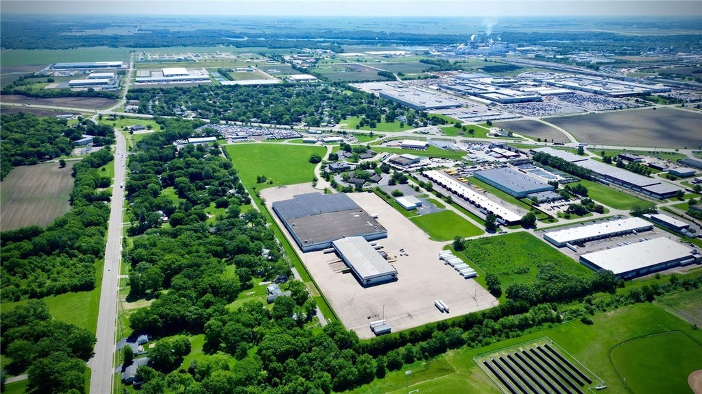 2380 E Millikin Parkway, Decatur Property Listing: MLS® #6252436